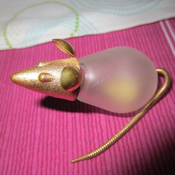 Avon | Other | Avon Empty Perfume Glass Mouse Shaped Bottle W Gold ...